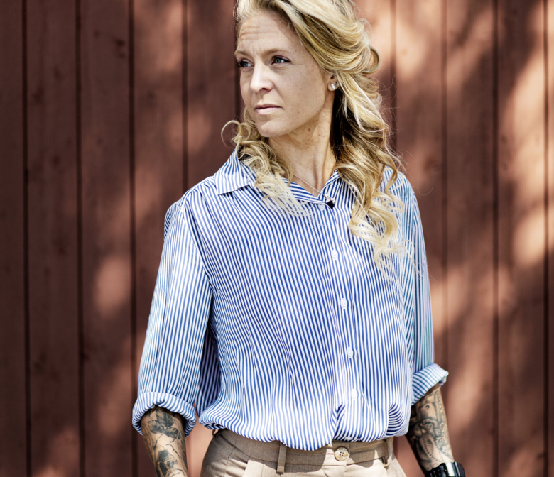 Elin utbildar i bemötande av självmordsnära personer | Karolinska ...